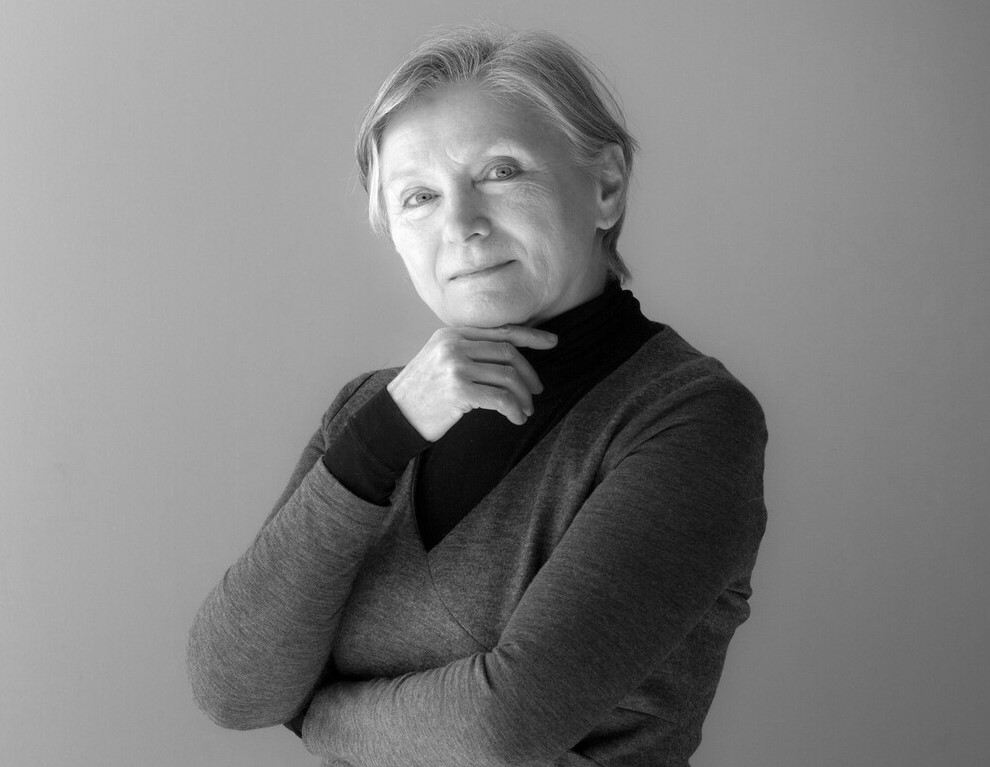 Mariangela Gualtieri – Poesie da “Senza polvere senza peso” – larosainpiu